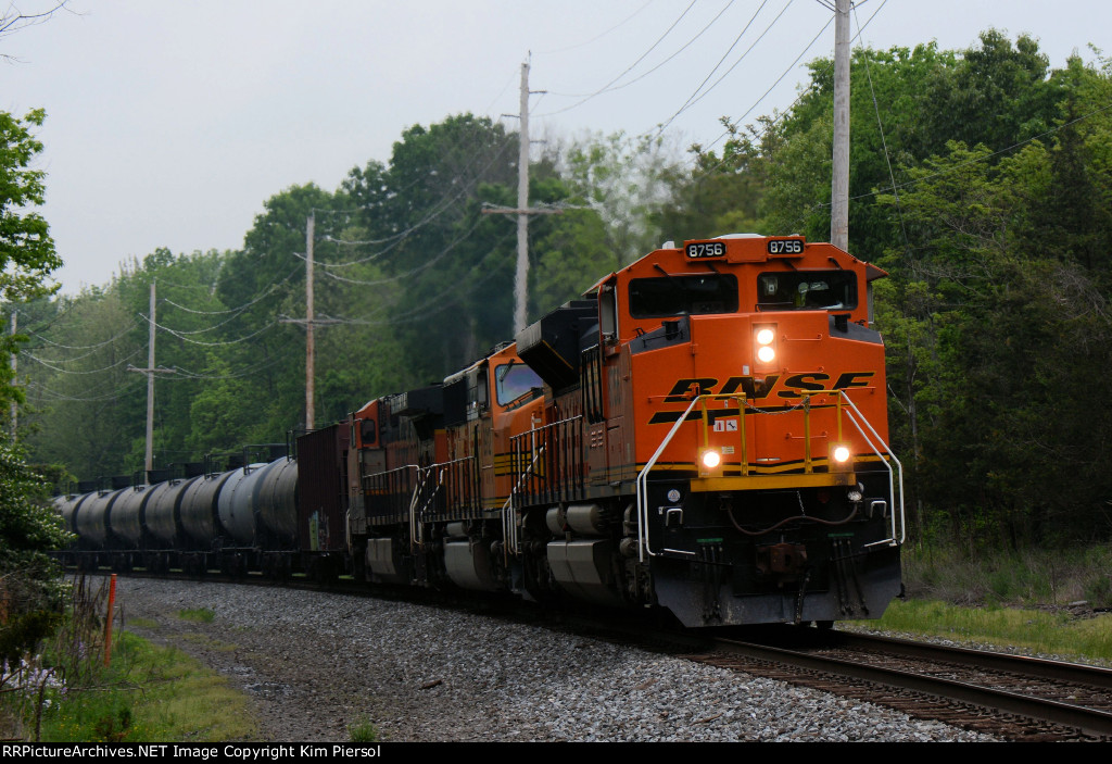 BNSF 8756 CSX Train K040 Crude Oil Loads